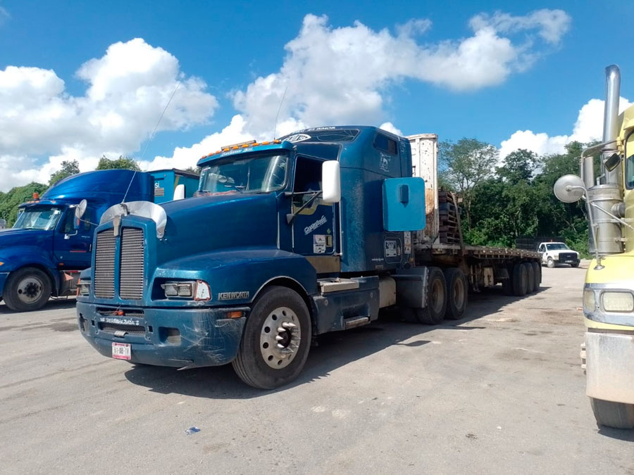 Transporte De Plataformas Saliendo Desde Cancún